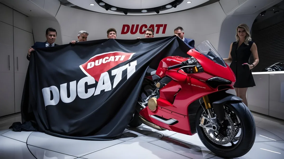 Ducati Panigale V4 R 2025 Launched – Ultimate Track Machine with Modern ...